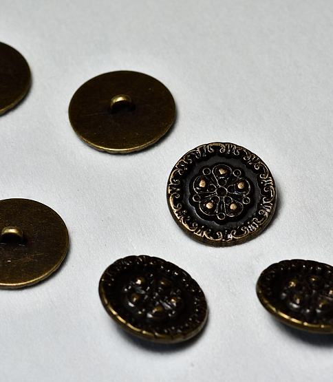 Fabians Haberdashery & Trimmings | Fastenings | Buttons | gold metal ...